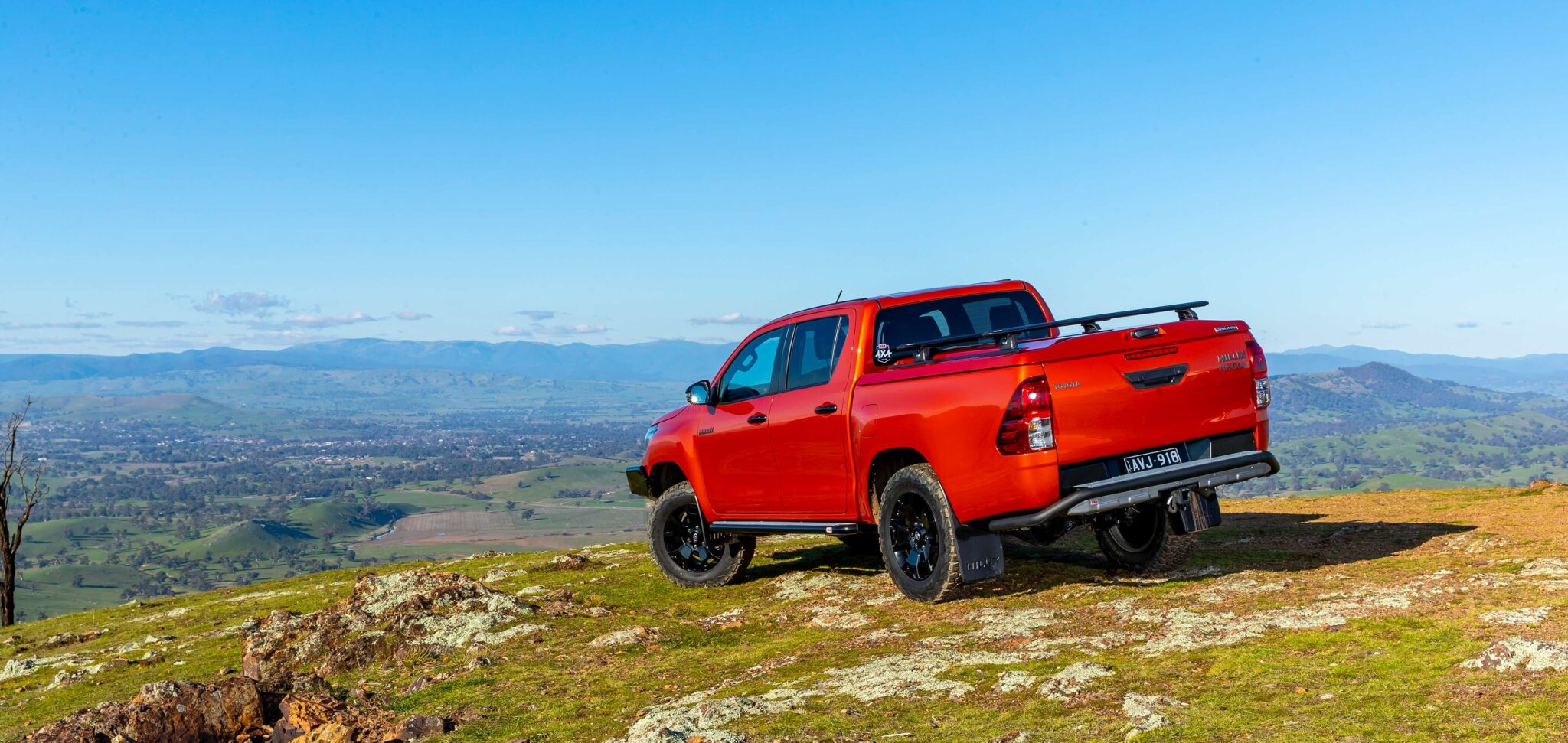 Cross Bars For 4x4s | Superior 4x4 Storage